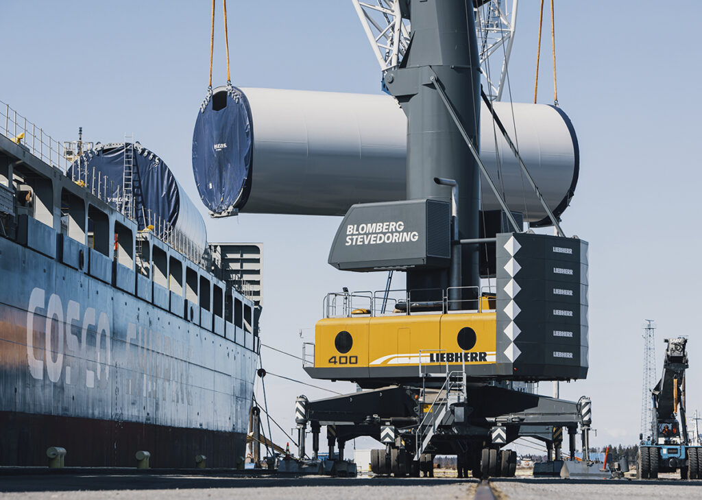 Wind turbine logistics - KWH Logistics