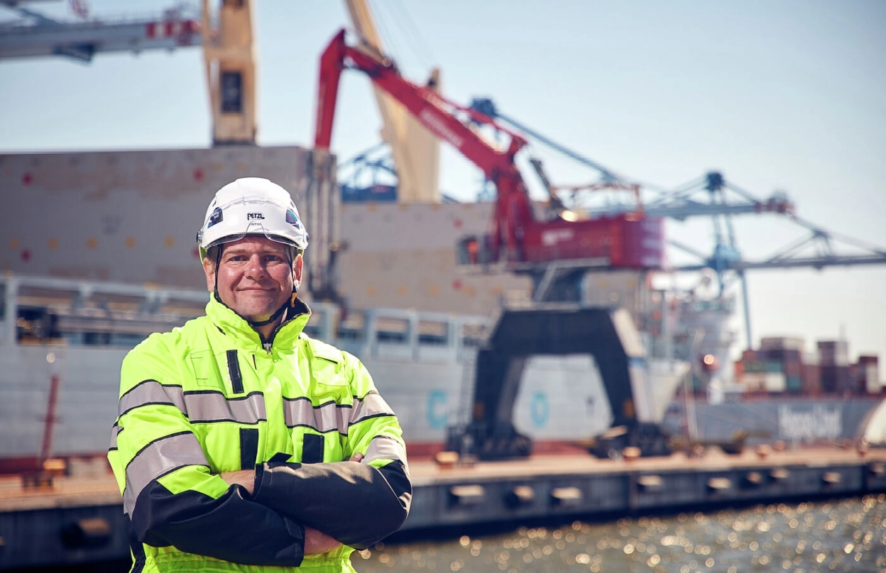About us - KWH Logistics